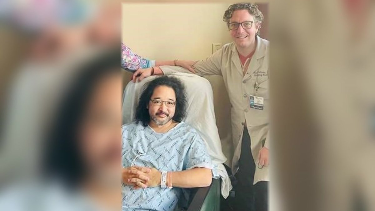 Nurse and Doctor Worked in Harmony to Save a Pianist Whose Heart ...