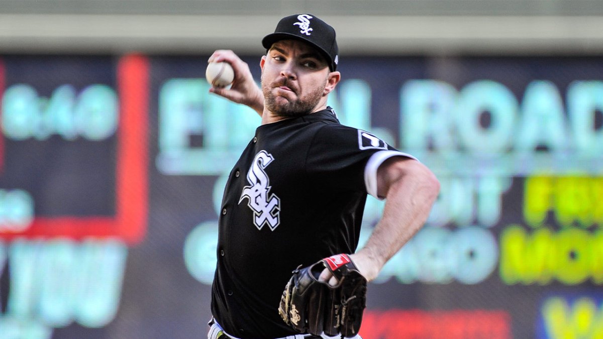White Sox’ Lance Lynn Shares Update on Liam Hendriks’ Cancer Treatment ...