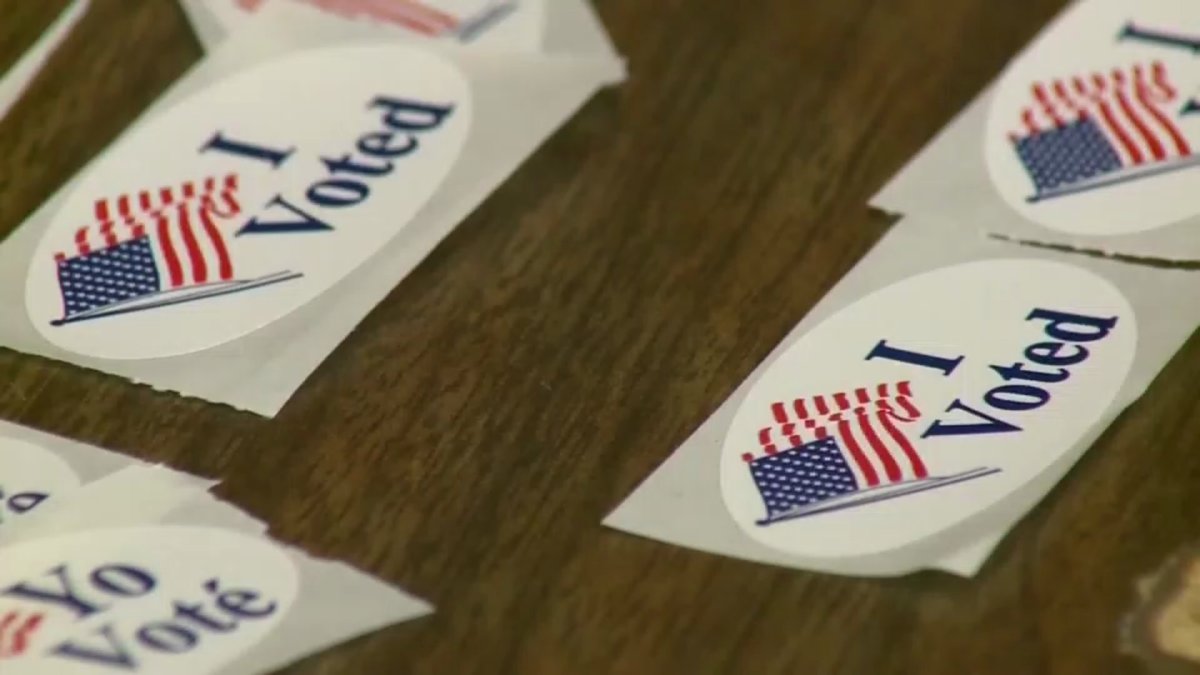 Early voting in Illinois: When it starts, where to go and how to ...