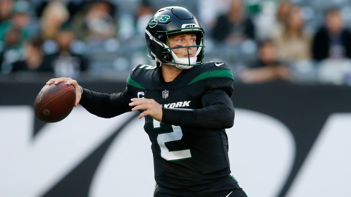 Zach Wilson to Start for Jets vs. Lions, Mike White Out With Rib Injury – NBC Chicago