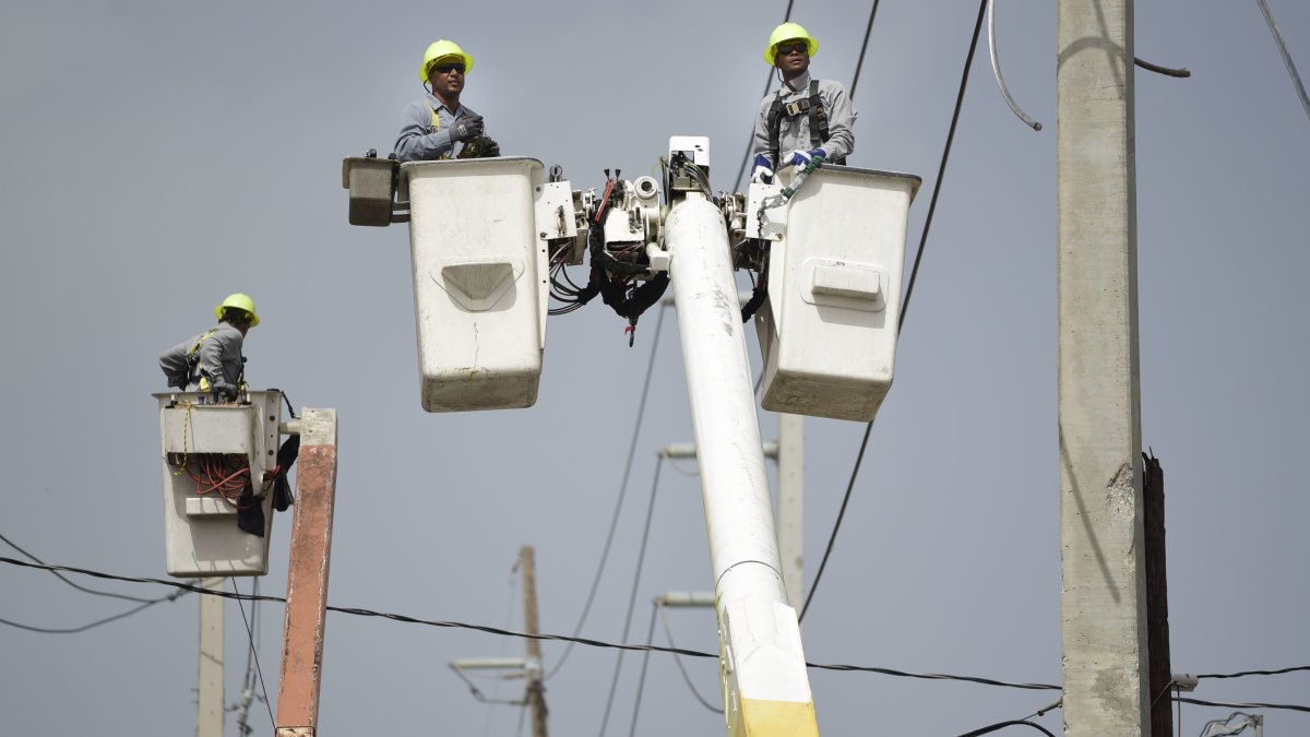 Puerto Rico's Power Authority Board Approves Privatizating Electric ...