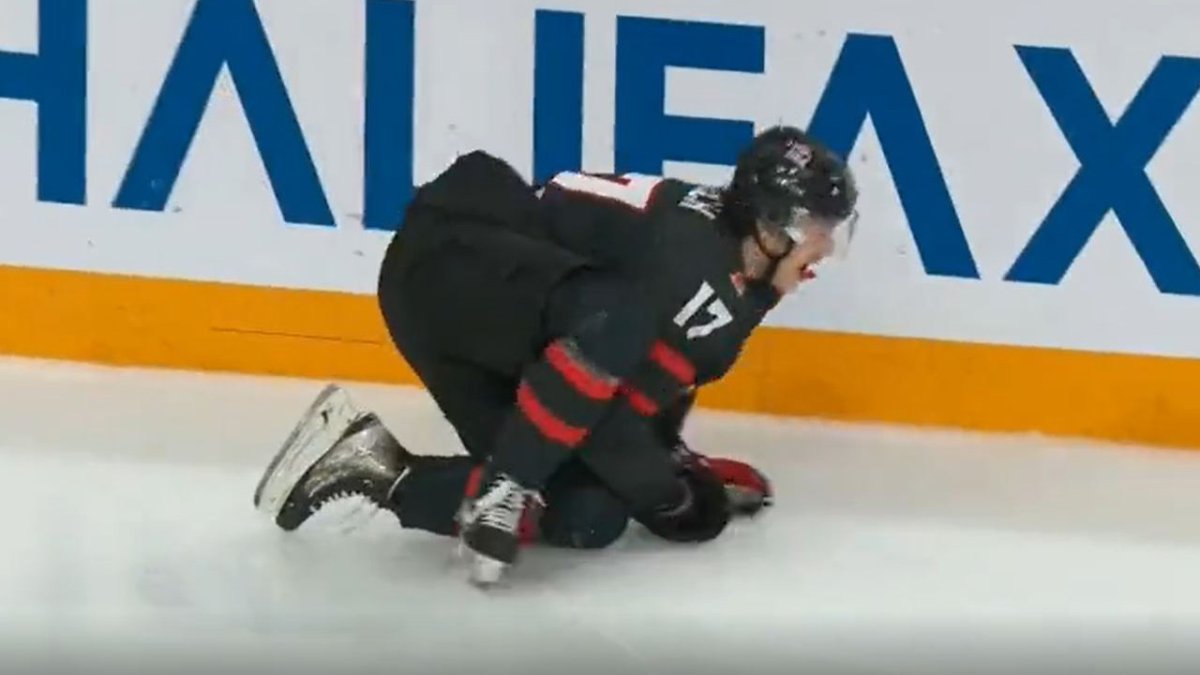 Blackhawks Prospect Colton Dach to Miss Rest of 2023 World Juniors With ...