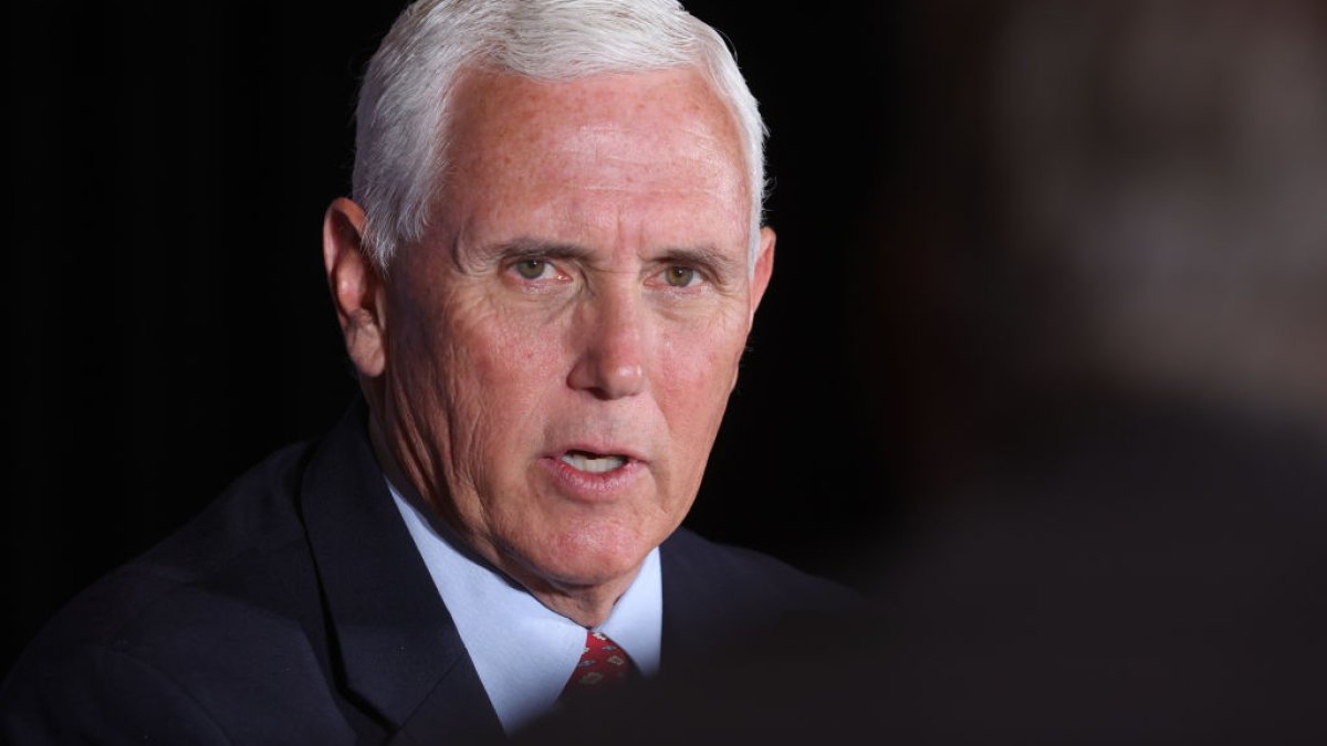 Classified Documents Found at Mike Pence’s Indiana Home – NBC Chicago