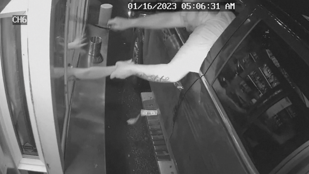 Man Arrested in Bizarre Kidnapping Attempt at Drive-Thru – NBC Chicago