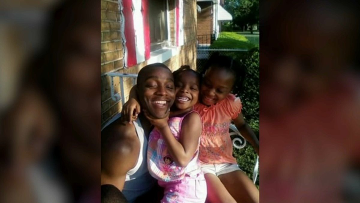 Chicago Alderman Asks City to Shut Down Hookah Lounge After Bouncer ...