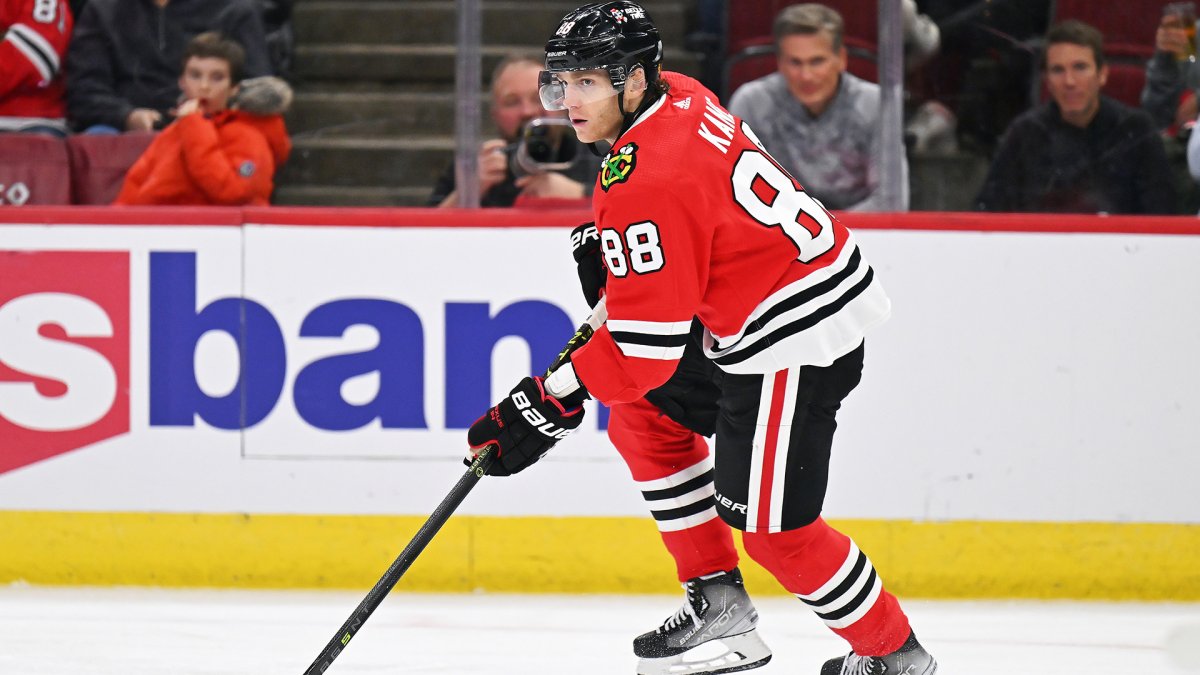 Blackhawks Being Cautious After Patrick Kane Suffers Lower-Body Injury ...