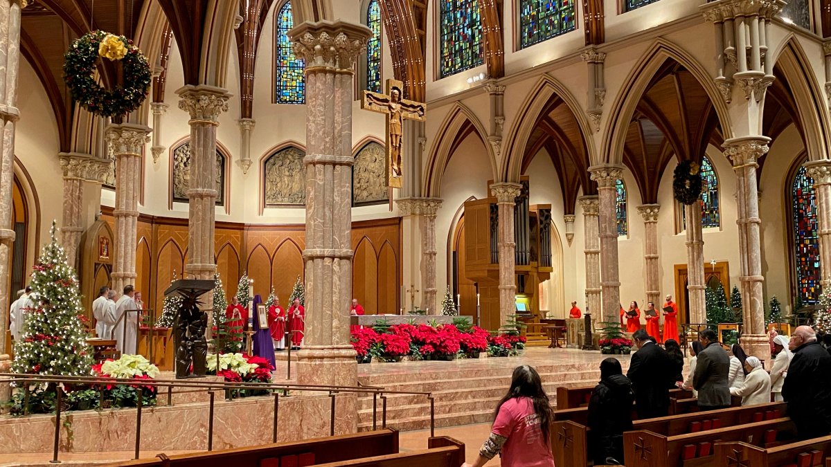 Chicago Plans Memorials for Pope Benedict XVI as He Begins Lying in ...