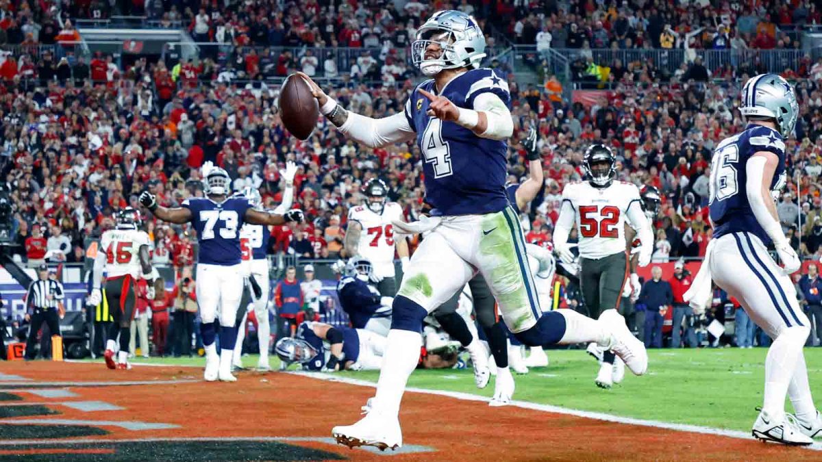 Dak Prescott Gives Cowboys Early Lead Over Buccaneers in Wild Card Game ...