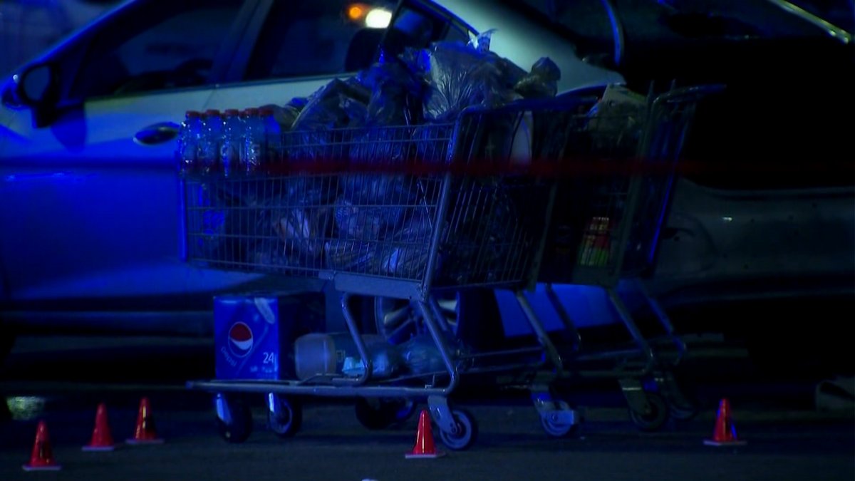 1 Critically Hurt, 2 Others Injured After Shooting in Chicago Walmart ...