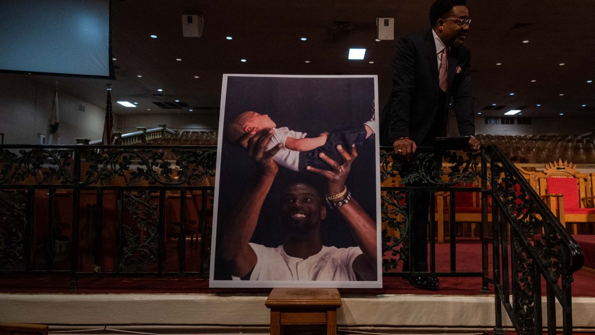 Memphis Police Officer Accused Of Killing Tyre Nichols Pulled Gun On