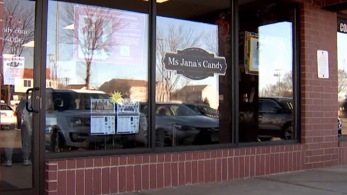 A Look at the Hand-Crafted Recipes of an Aurora Candy Shop – NBC Chicago