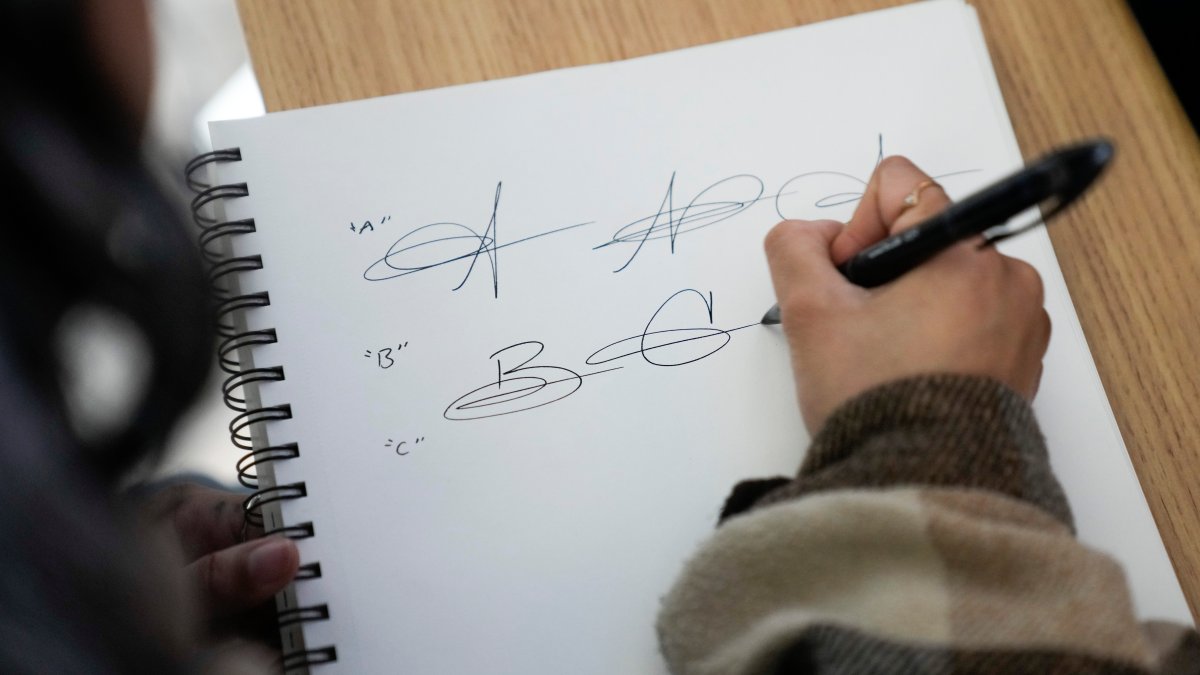 Calligraphers on Social Media Offer Signature Makeovers – NBC Chicago