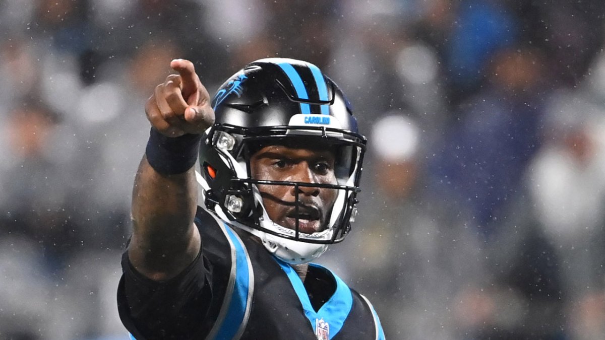 Report: Bears Sign P.J. Walker as Possible Backup Quarterback – NBC Chicago