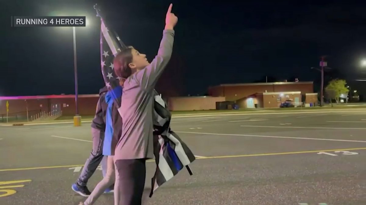 12 Year Old New Jersey Girl Runs In Honor Of Fallen Chicago Police