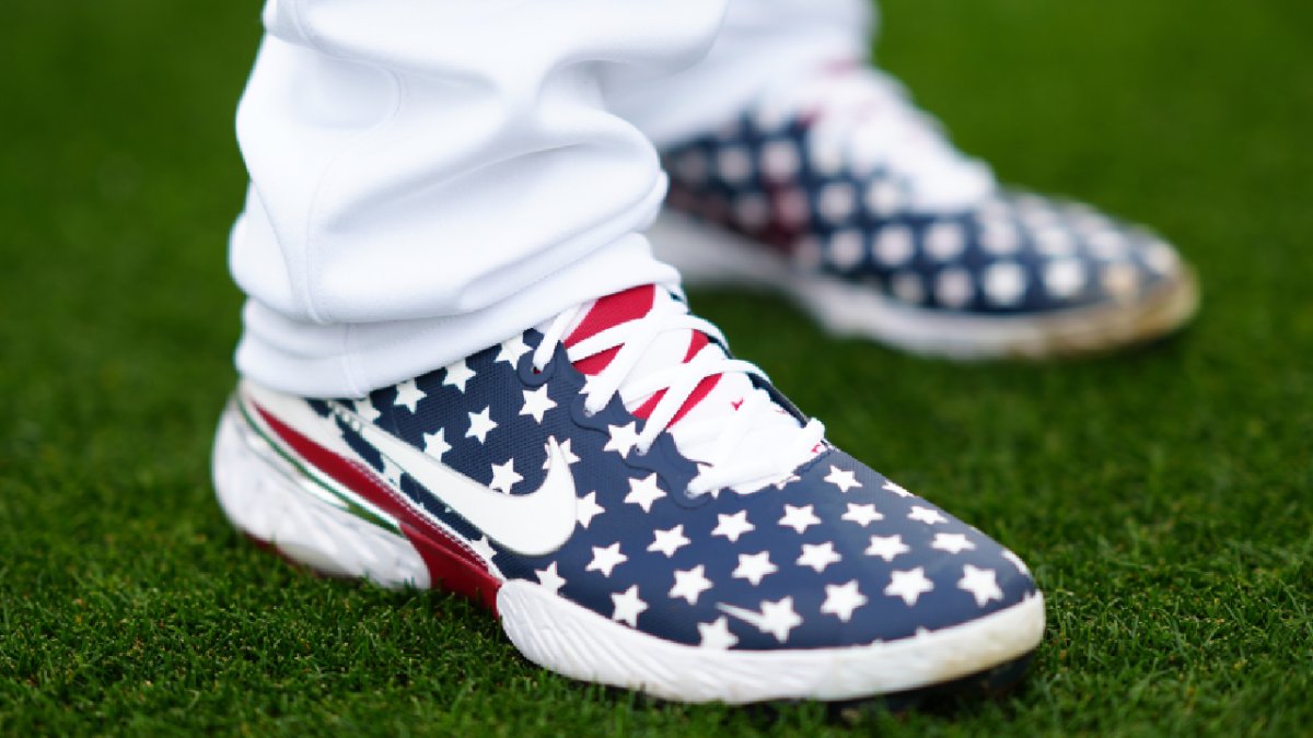 World Baseball Classic Players Get Artsy With Custom Cleats – NBC Chicago