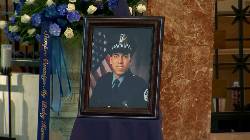 Watch: Emotional Moments, Speeches From Fallen Chicago Police Officer ...