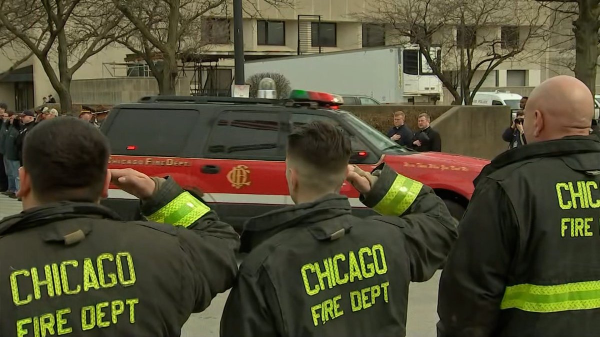 Fire in Gold Coast High-Rise Leaves CFD Lieutenant Dead – NBC Chicago