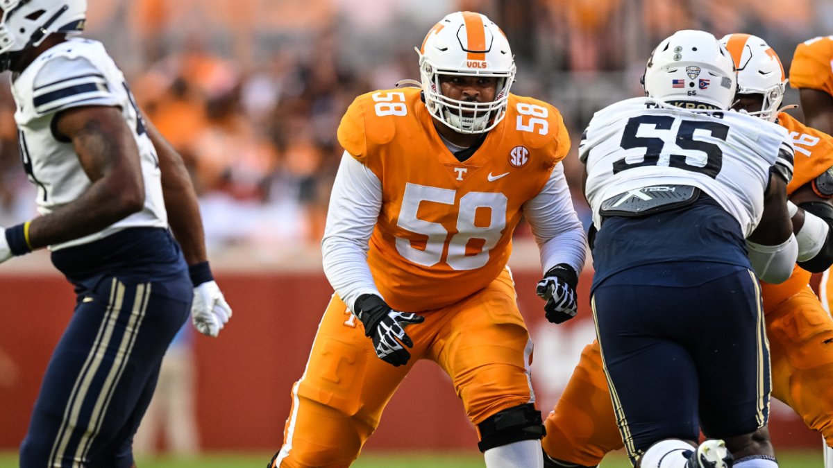 Twitter Reacts to Chicago Bears Drafting Tennessee OT Darnell Wright ... Twitter Reacts to Chicago Bears Drafting Tennessee OT Darnell Wright ...