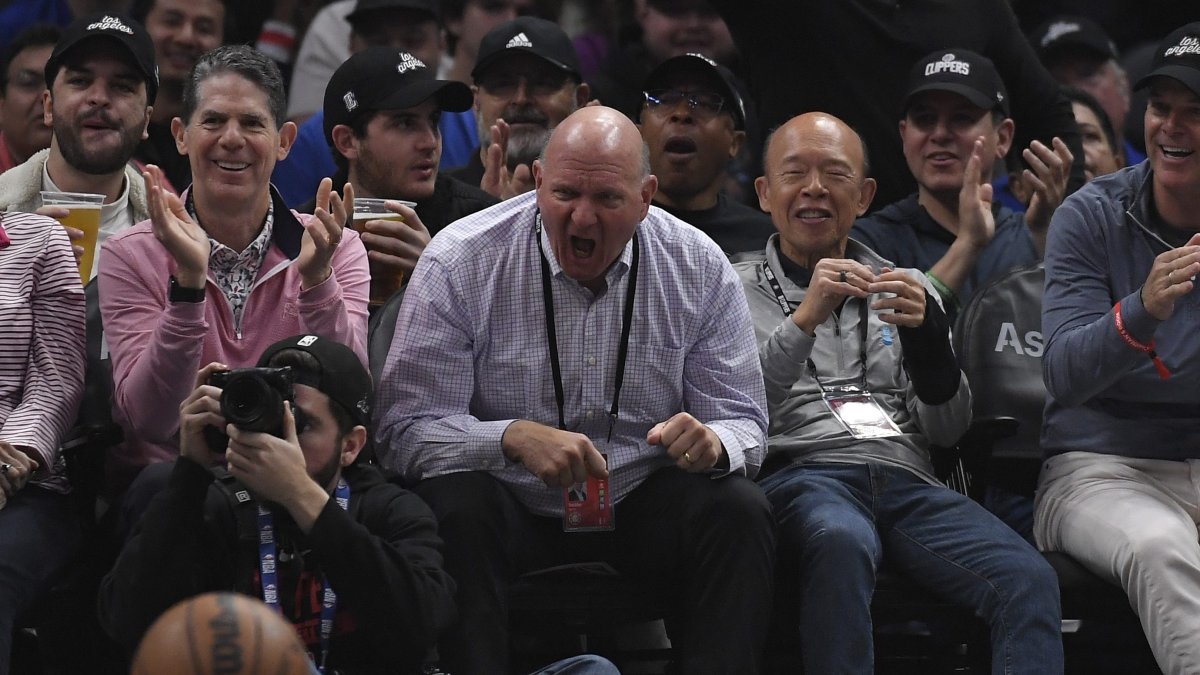 Clippers Owner Comically Makes Suns Fan Beside Him Uncomfortable – NBC ...