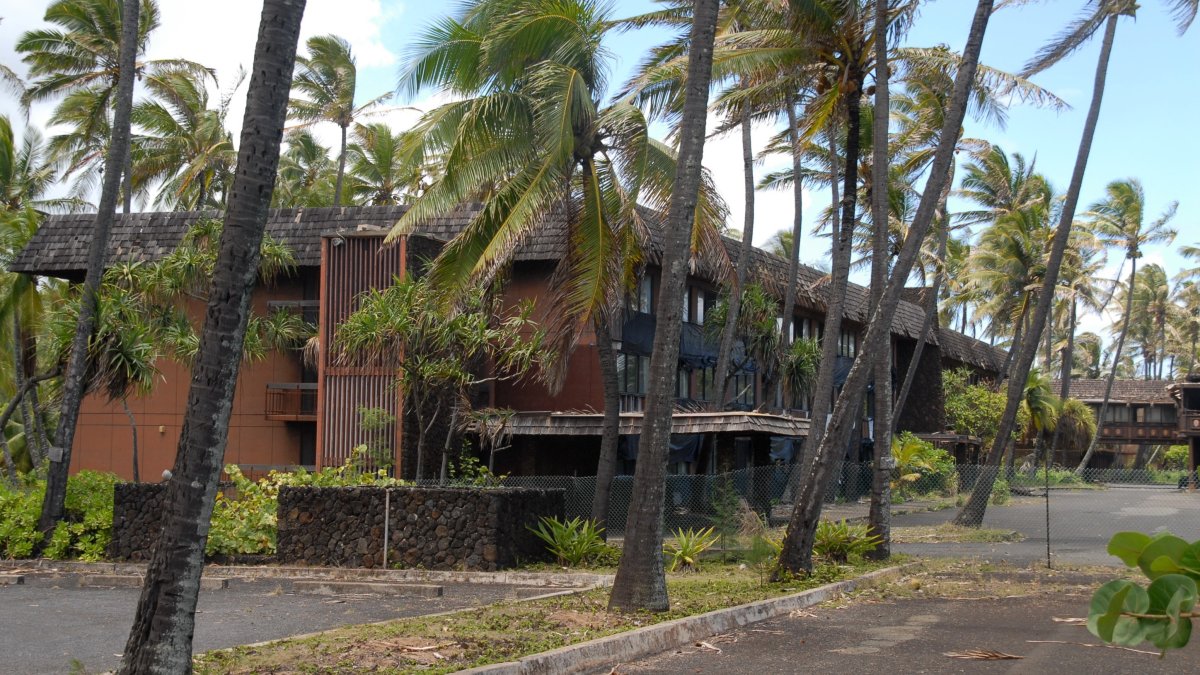 ‘Blue Hawaii’: Resort Famous for Elvis’ Movie Will Be Rebuilt – NBC Chicago