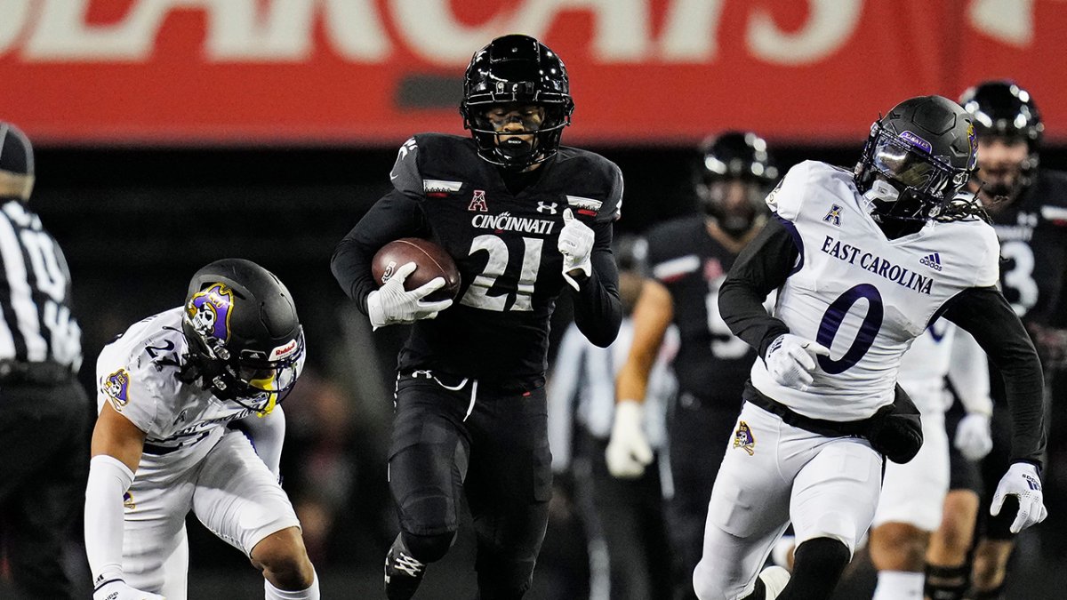 2023 NFL Draft: Why Bears Targeted WR Tyler Scott to Help Justin Fields ...