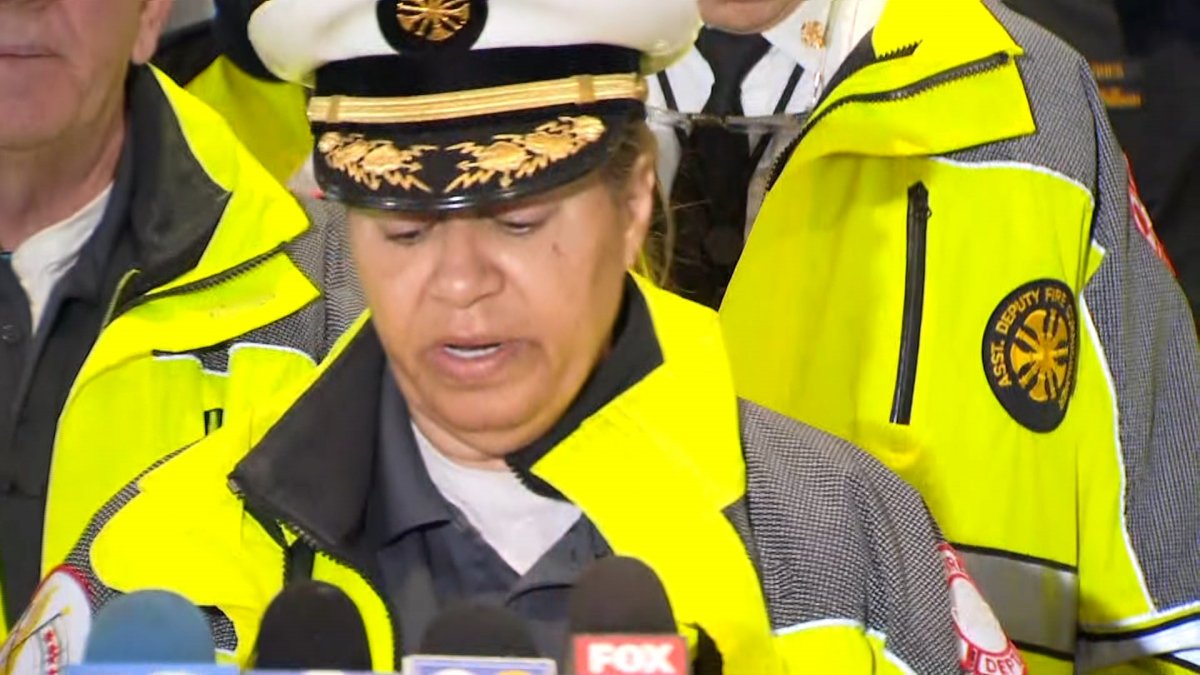Chicago Firefighter Dies After Extra-Alarm Fire on City’s South Side ... Chicago Firefighter Dies After Extra-Alarm Fire on City’s South Side ...