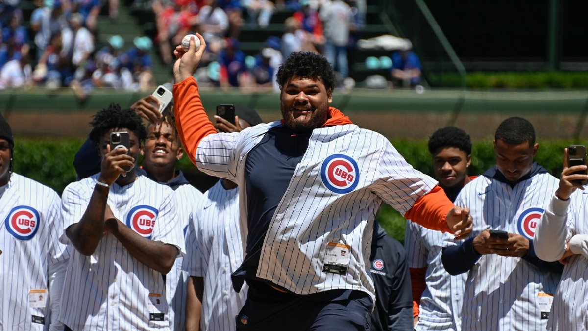 Bears 2023 Rookie Class Throws Out First Pitch at Cubs Game – NBC Chicago