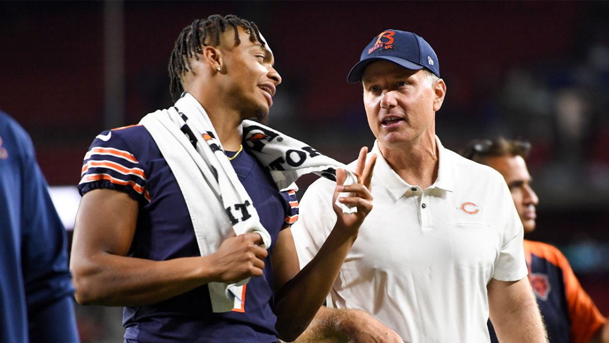 Matt Eberflus ‘Fell in Love’ With Justin Fields’ Skillset Last Season ...
