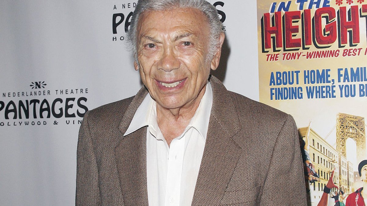 Ed Ames, Ames Brothers Singer and ‘Daniel Boone’ TV Star, Dies at 95 ...