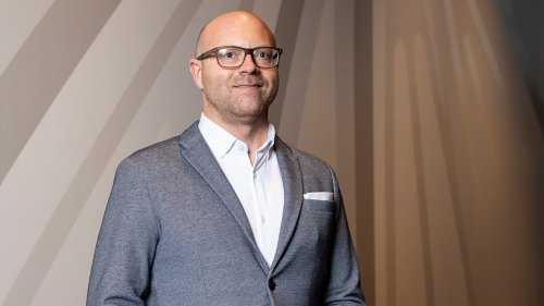 Former Blackhawks GM Stan Bowman hired by Oilers – NBC Chicago Former Blackhawks GM Stan Bowman hired by Oilers – NBC Chicago