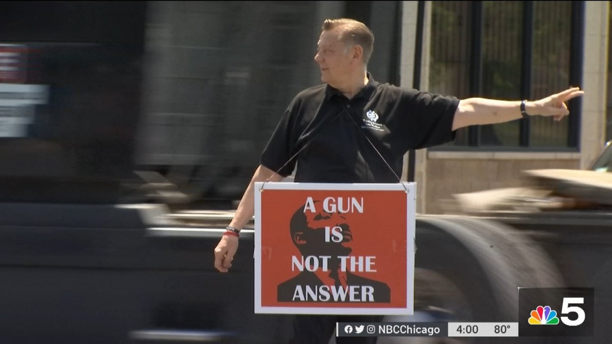 Fr. Pfleger Holds Gun Buyback Event to Mark Birthday – NBC Chicago