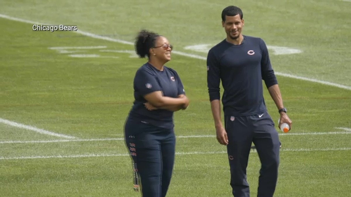 Most NFL Teams Contract Workers for Player Mental Health. Bears Have 2 ...