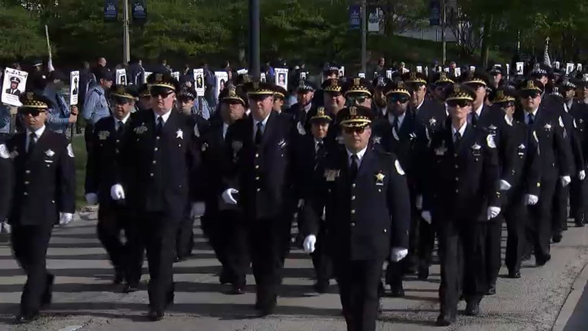Fallen Chicago Police Officers Honored at St. Jude Police League ...