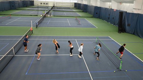 42,000 square-foot indoor pickleball facility opens in Lincoln Park ...