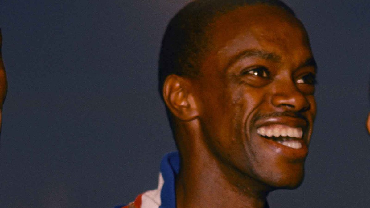 Ralph Boston, Olympian and 1st to Jump 27 Feet, Dies at 83 – NBC Chicago