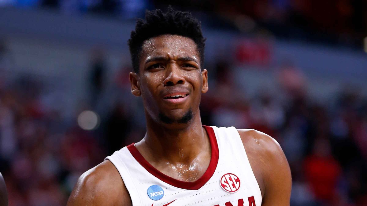 Brandon Miller calls Paul George his NBA GOAT – NBC Chicago