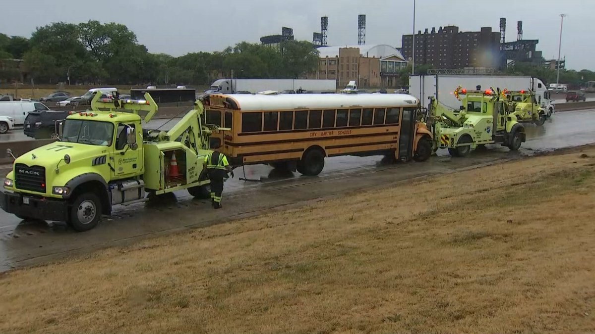 Investigation continues after Dan Ryan school bus crash leaves 6 ...