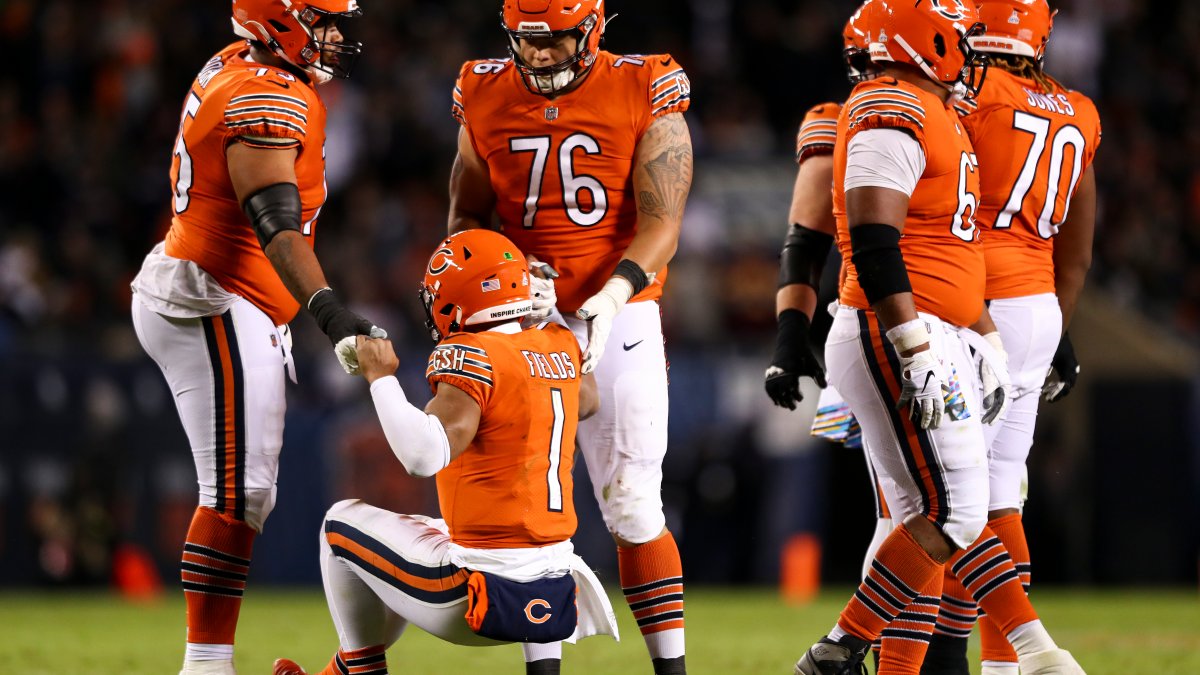 Bears o-linemen show offseason commitment, attend a weekend summit ...