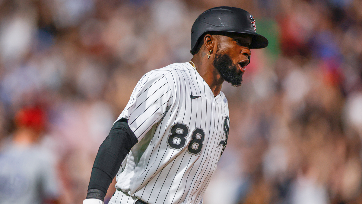 White Sox’ Luis Robert Jr. hits 450-foot home run vs. Blue Jays – NBC ...