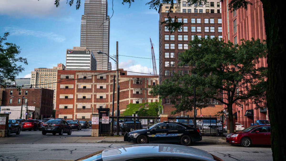 Nine people shot in Cleveland with one man seriously wounded – NBC Chicago