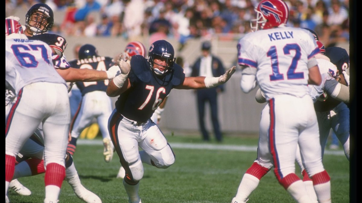 Former Chicago Bears player, Pro Football Hall of Fame semi-finalist ...