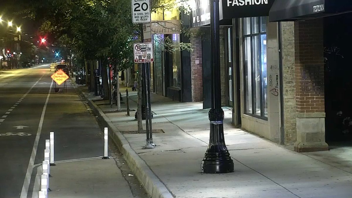5 armed robberies in just over an hour in Chicago’s West Town – NBC Chicago