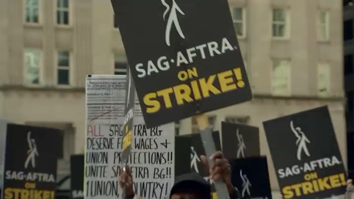 SAG-AFTRA, WGA Strikes Hit Home in Chicago – NBC Chicago