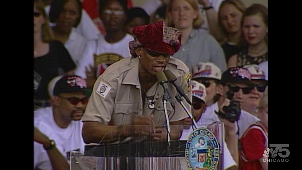 1996: Chicago Bulls and fans celebrate fourth NBA Championship win ...
