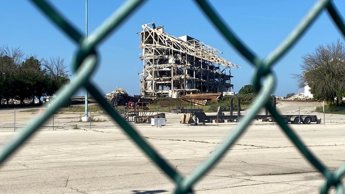 Bears new stadium: Arlington Heights locals push for tax compromise ...