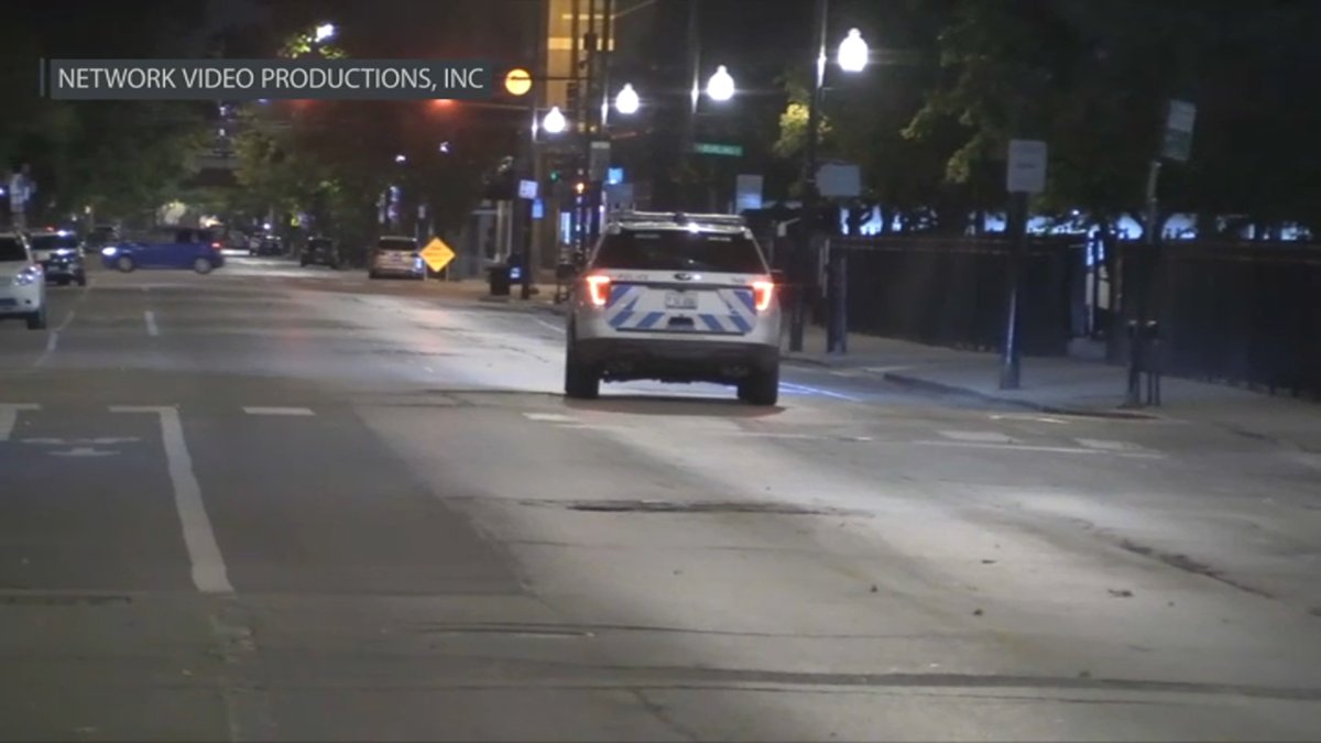 Victim shares harrowing account after string of robberies in Chicago ...