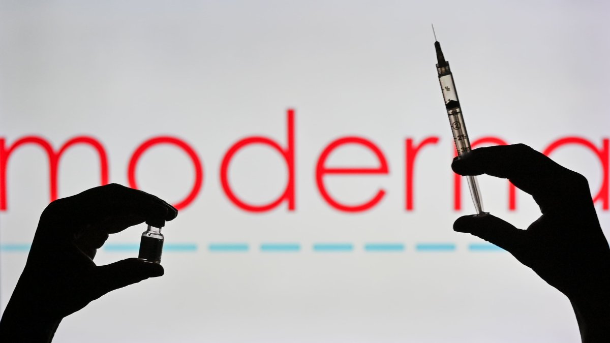 Moderna’s mRNA flu vaccine outperforms traditional shot – NBC Chicago