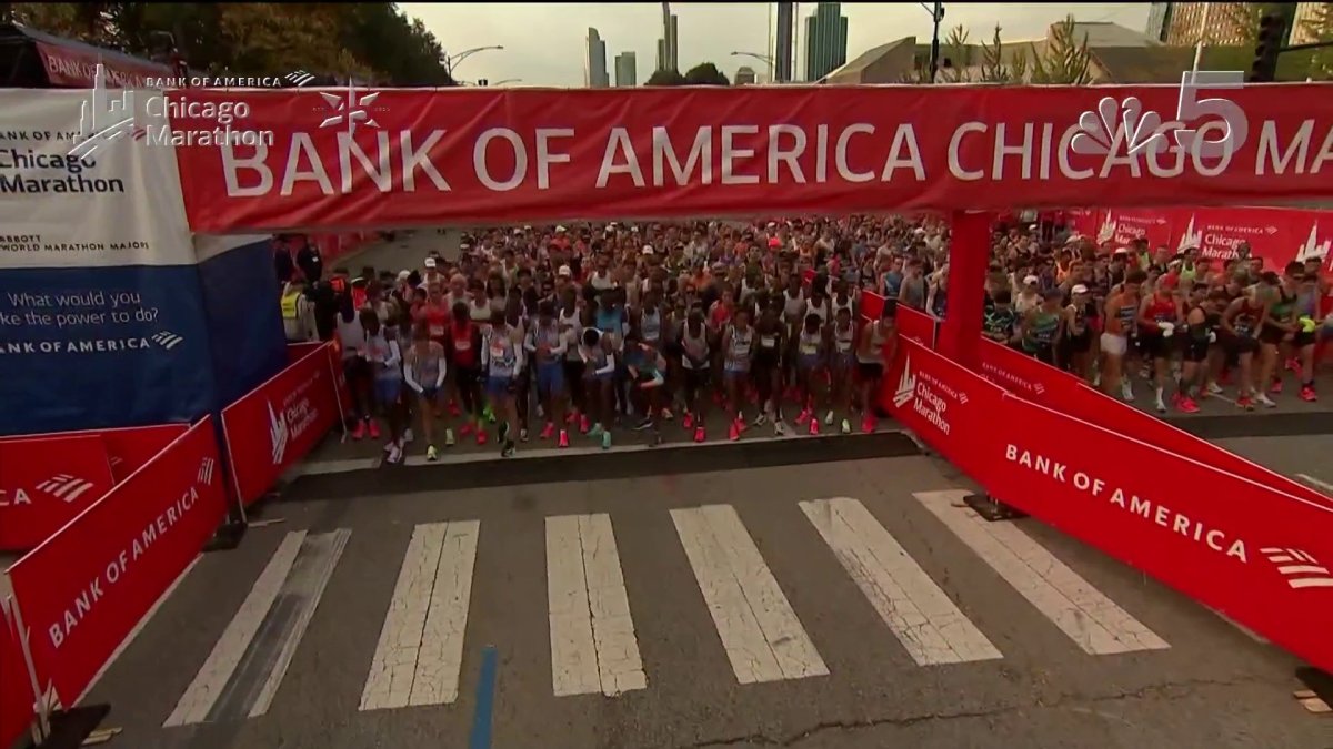 Watch: Elite runners step off in the Bank of America Chicago Marathon ...