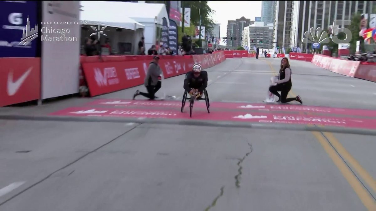 Marcel Hug wins 2023 Chicago Marathon men’s wheelchair race – NBC Chicago