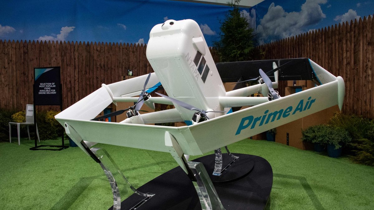 Amazon to test drones that drop prescriptions on doorstep – NBC Chicago